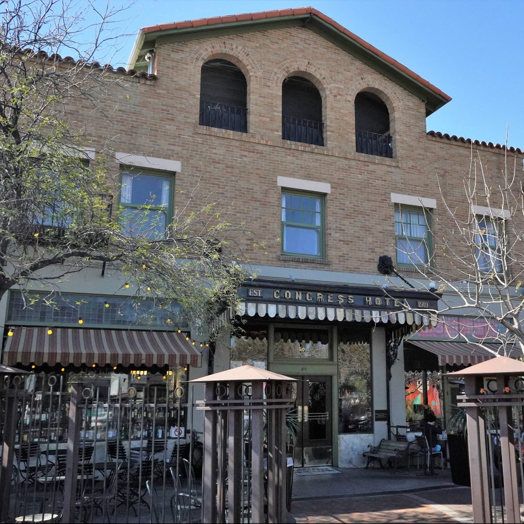 Hotel Congress, I • lucindervention